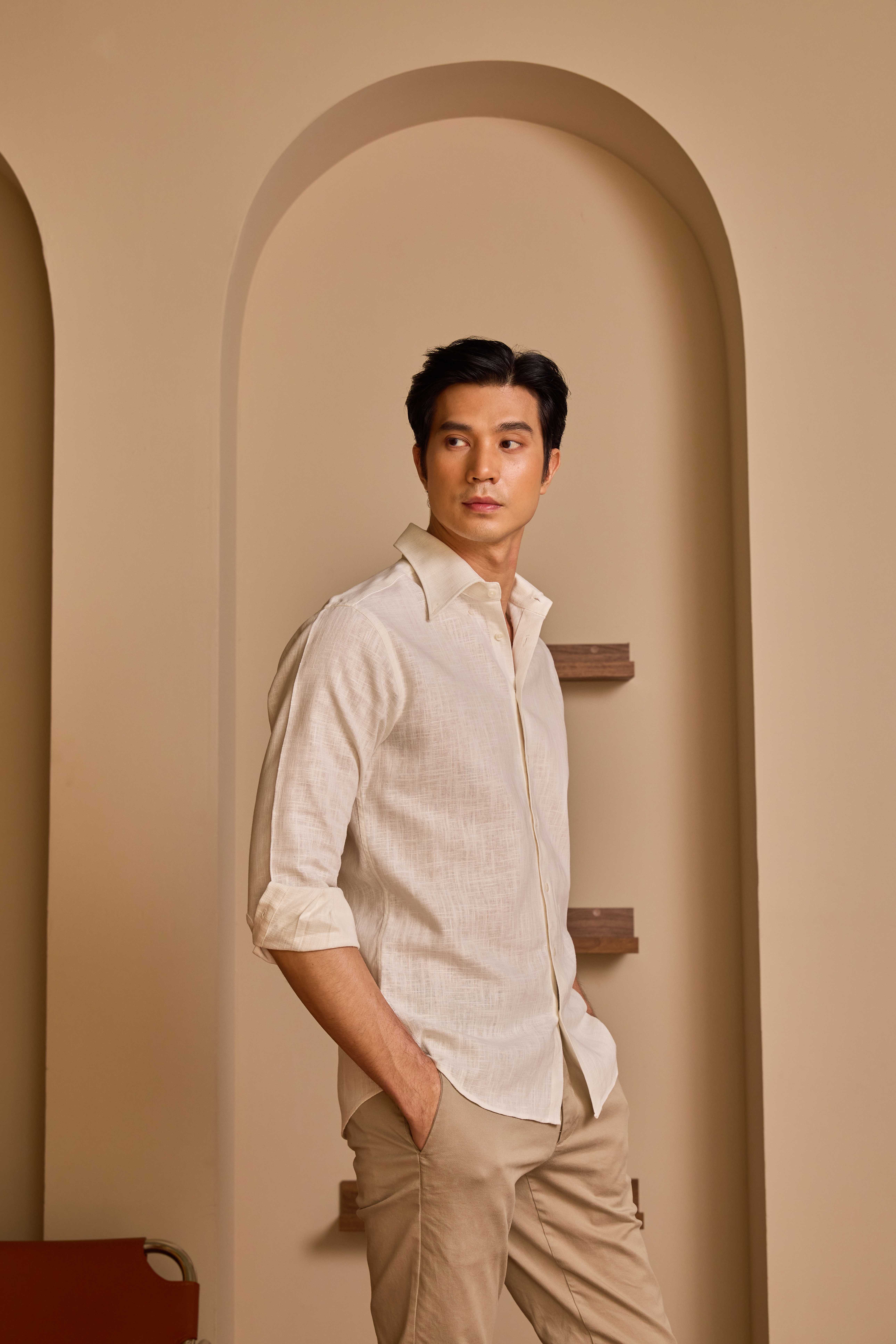 | White Shirt | LINE SHOPPING