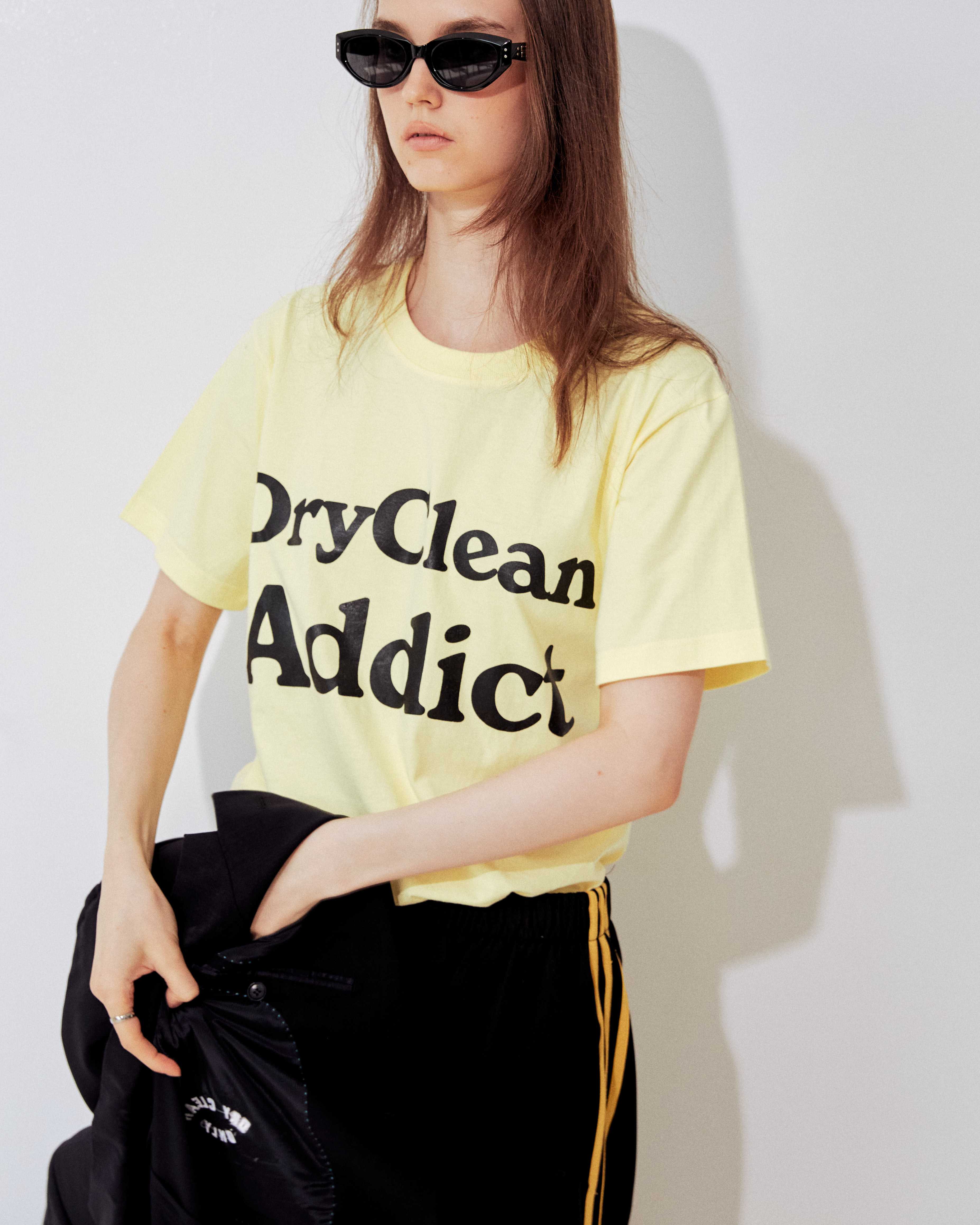 DRY CLEAN ADDICT ( YELLOW ) | LINE SHOPPING