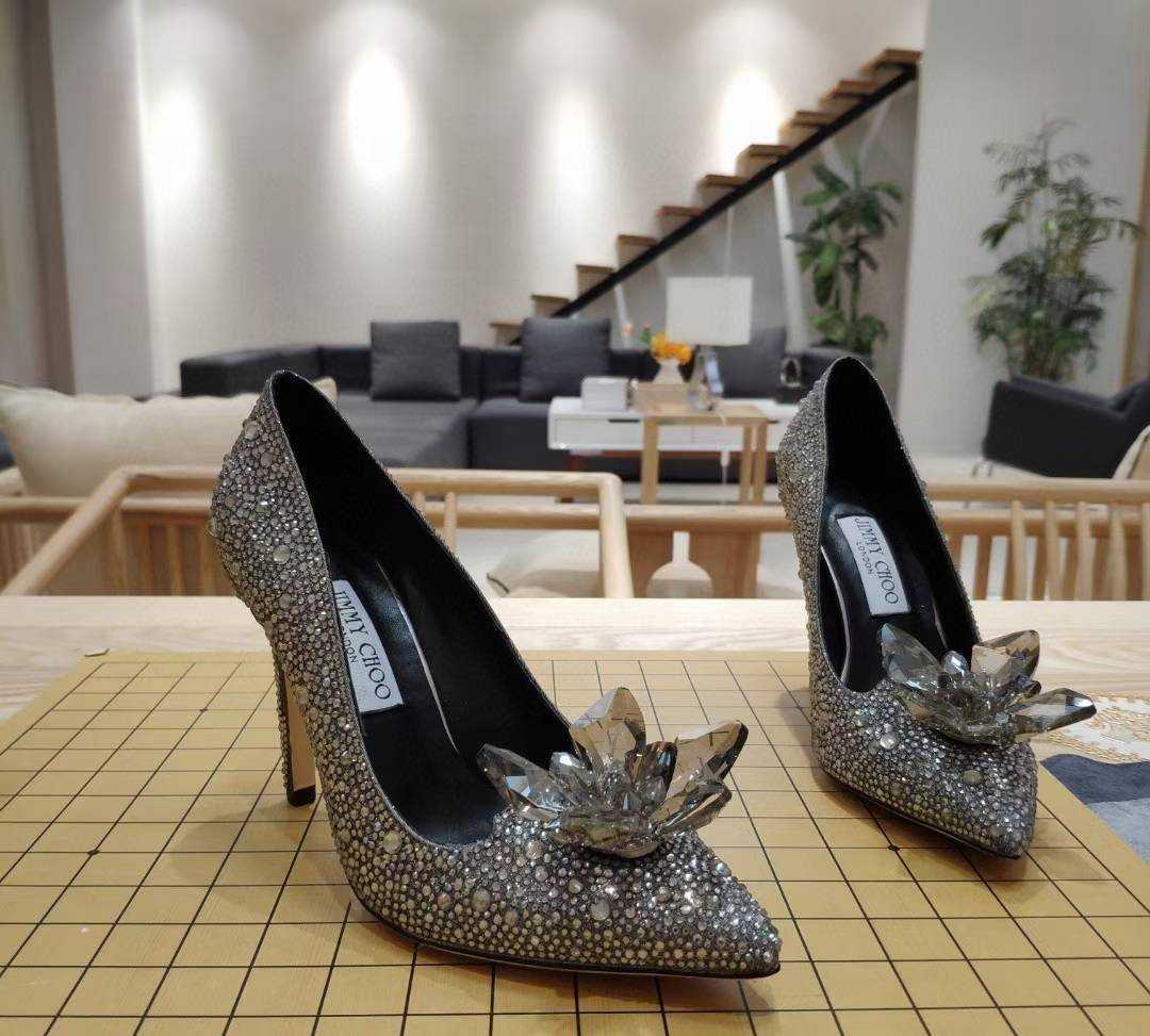 รองเท้าส้นสูงSHOES JIMMY CHOO ARI Crystal Covered Pointy Toe Pumps ...
