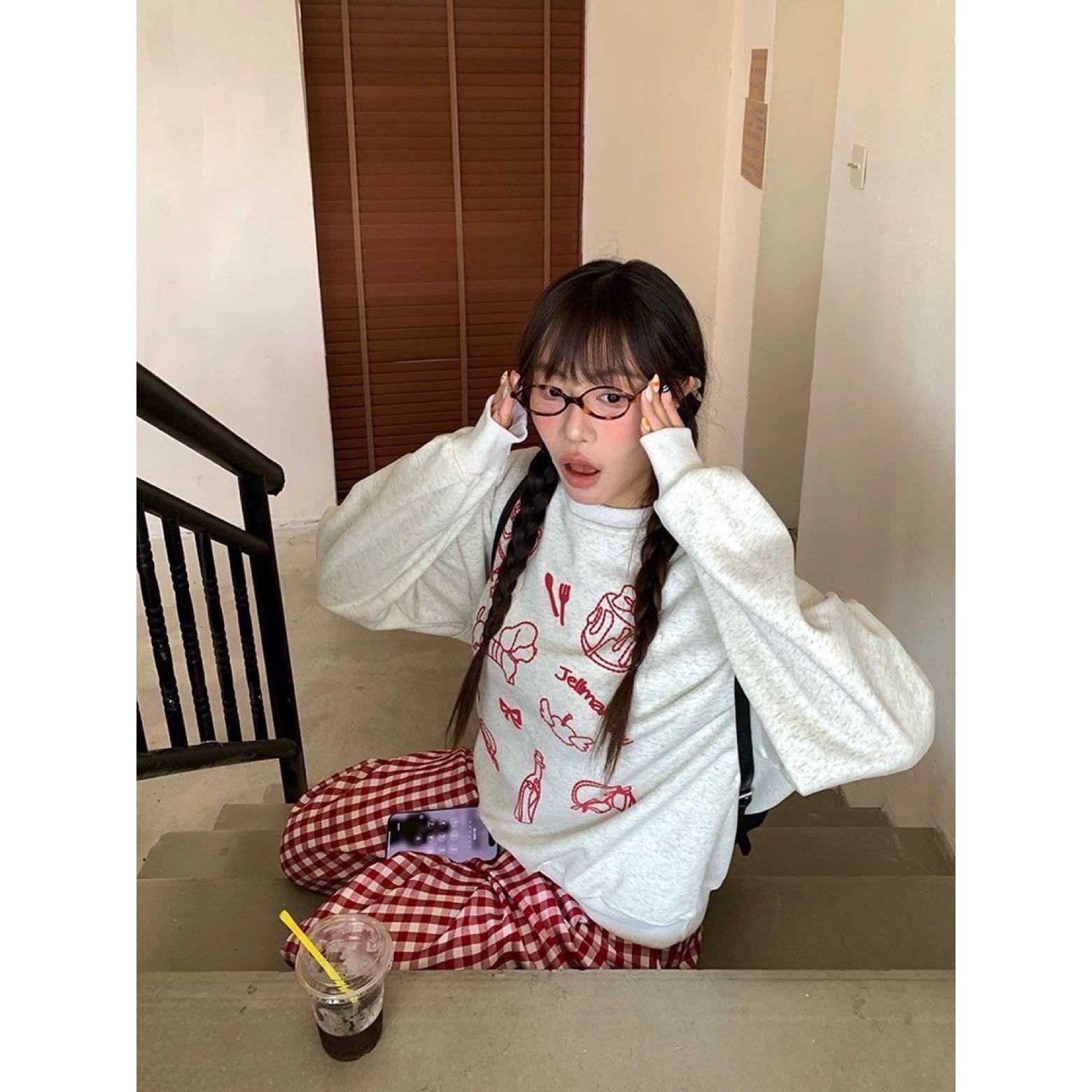 US 857 | LINE SHOPPING