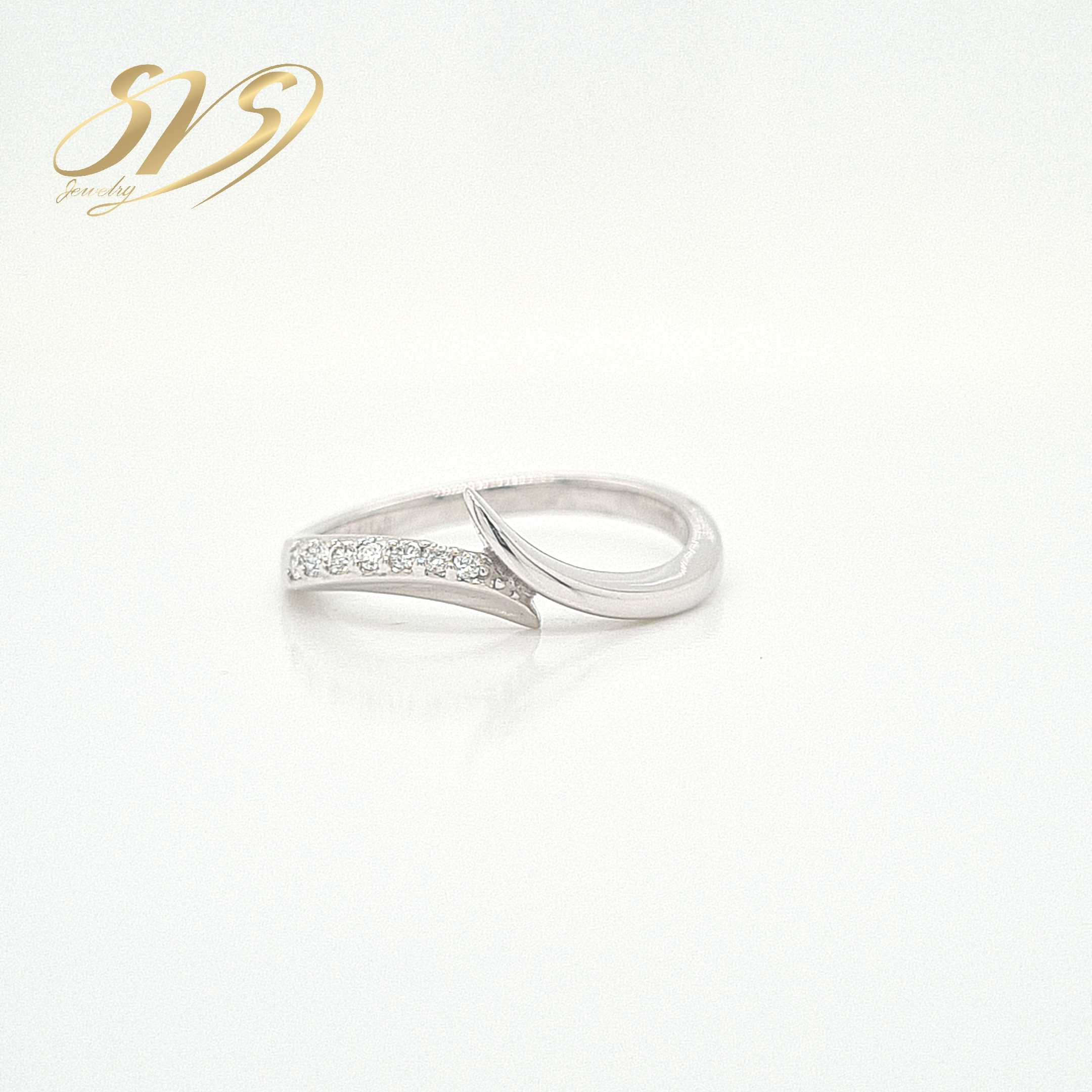 Diamond Ring แหวนเพชรแท้ ทองคำขาว 18K by SVS Jewelry K3807 | LINE SHOPPING