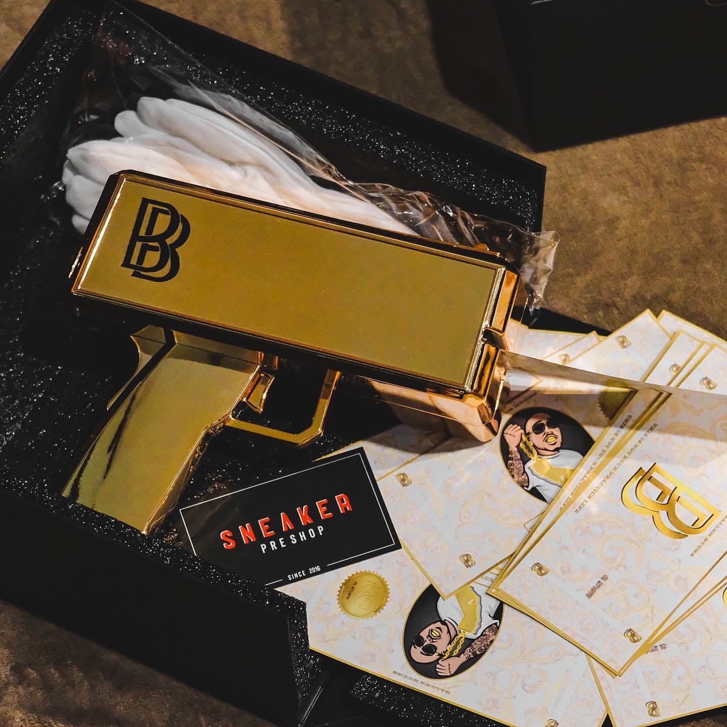Ben Baller x NTWRK Money Gun Gold | LINE SHOPPING