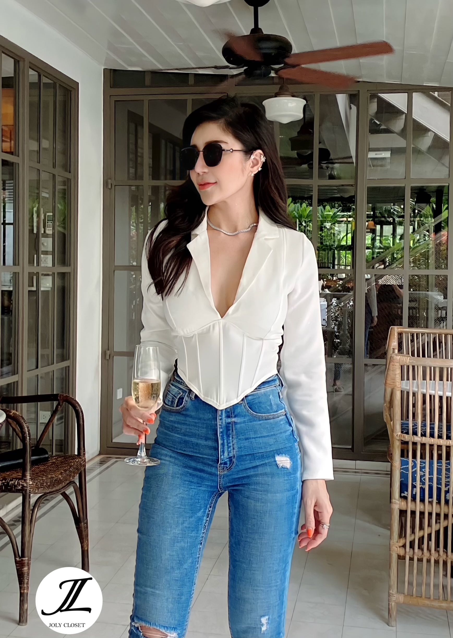 Dafny top | LINE SHOPPING