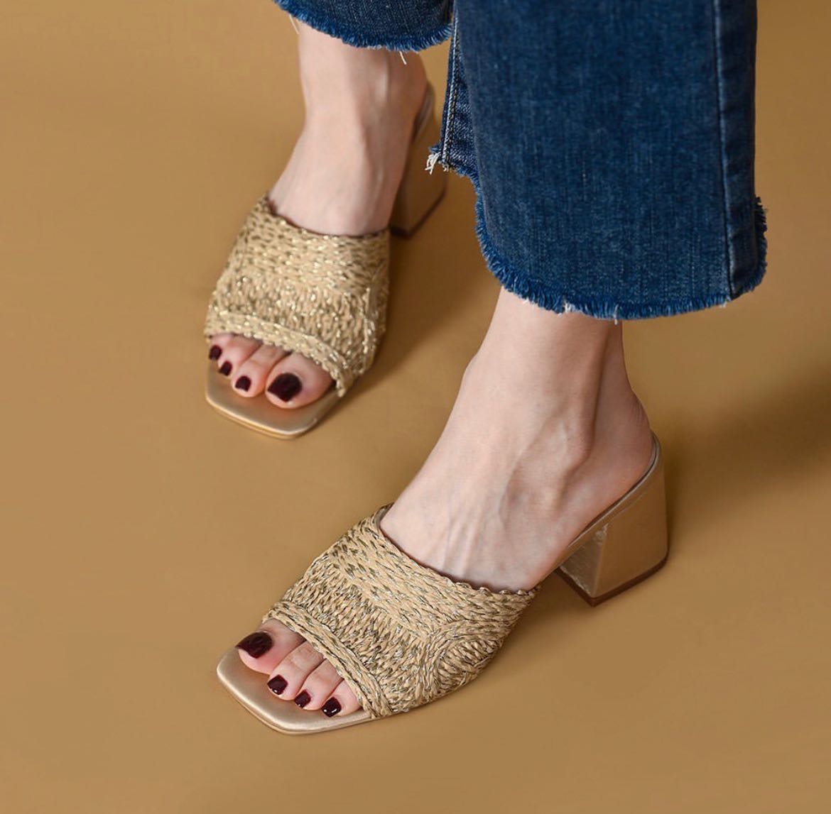 | Mules | LINE SHOPPING