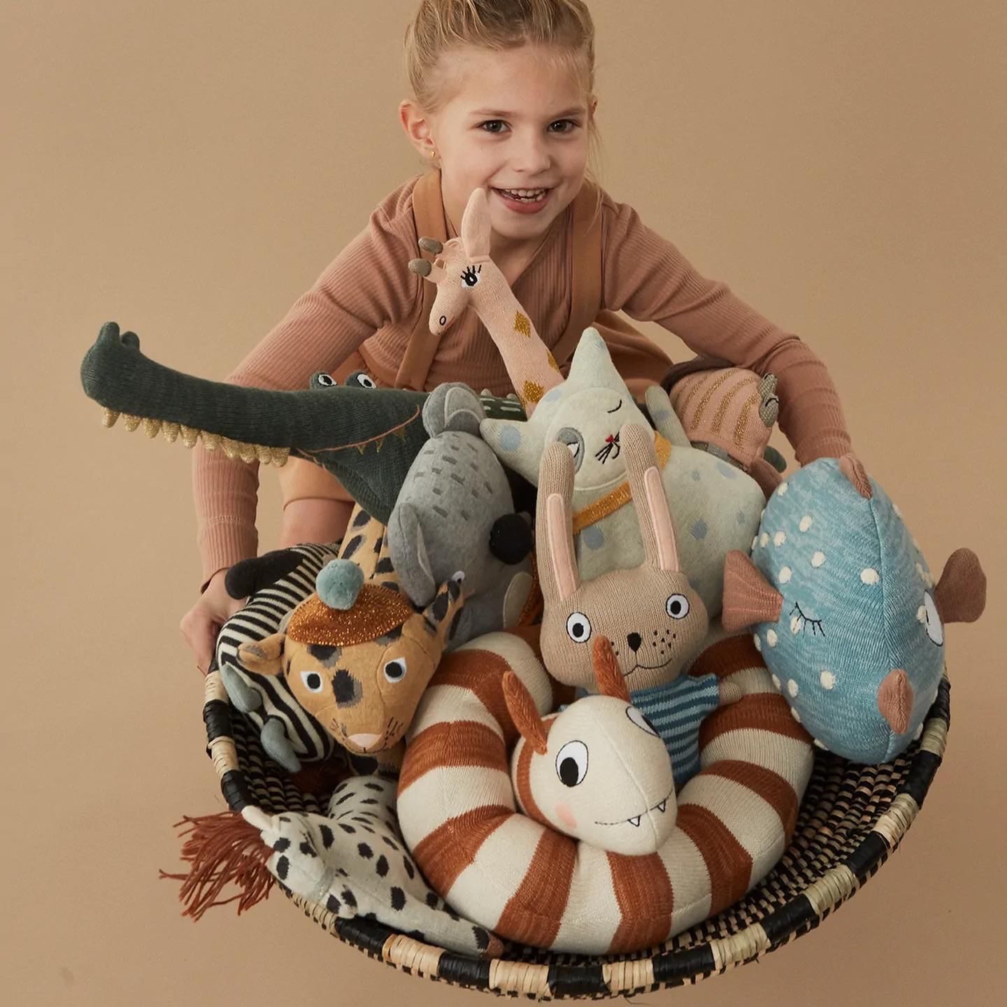 | Oyoy | LINE SHOPPING