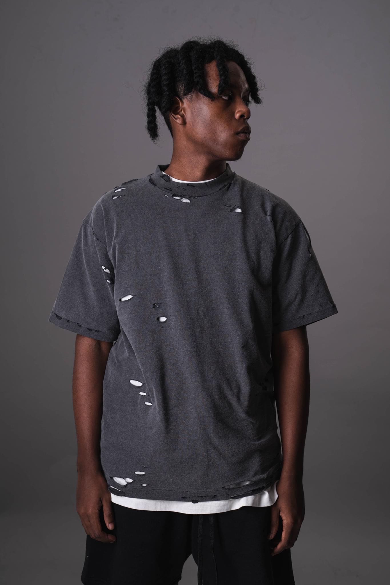 Hiptrack Ripped Tee | LINE SHOPPING