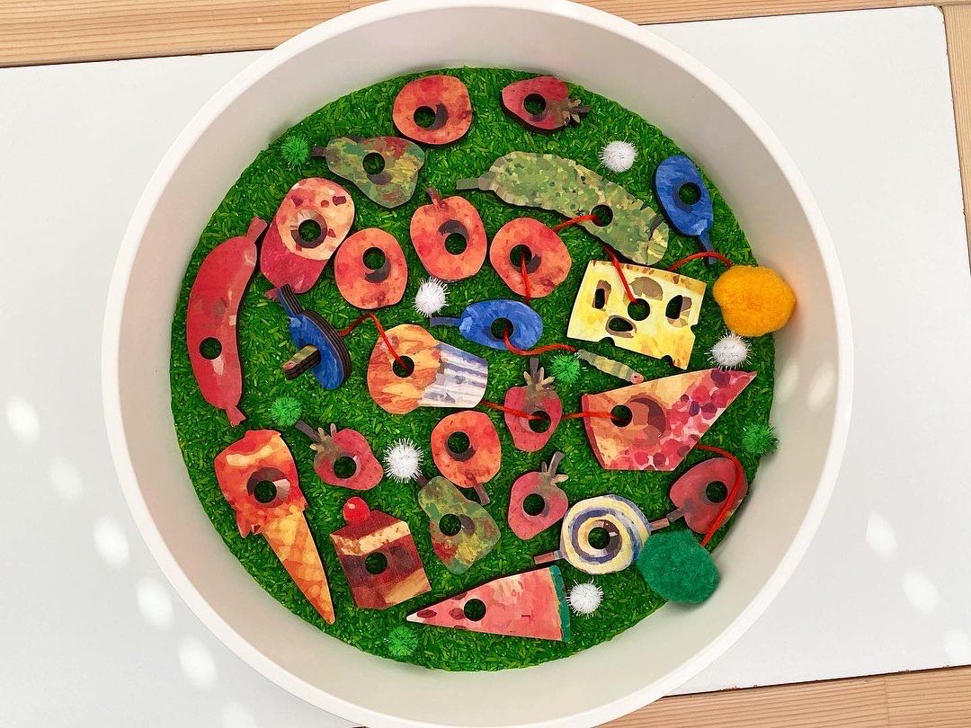 Preorder The Very Hungry Caterpillar Threading Playset | LINE SHOPPING