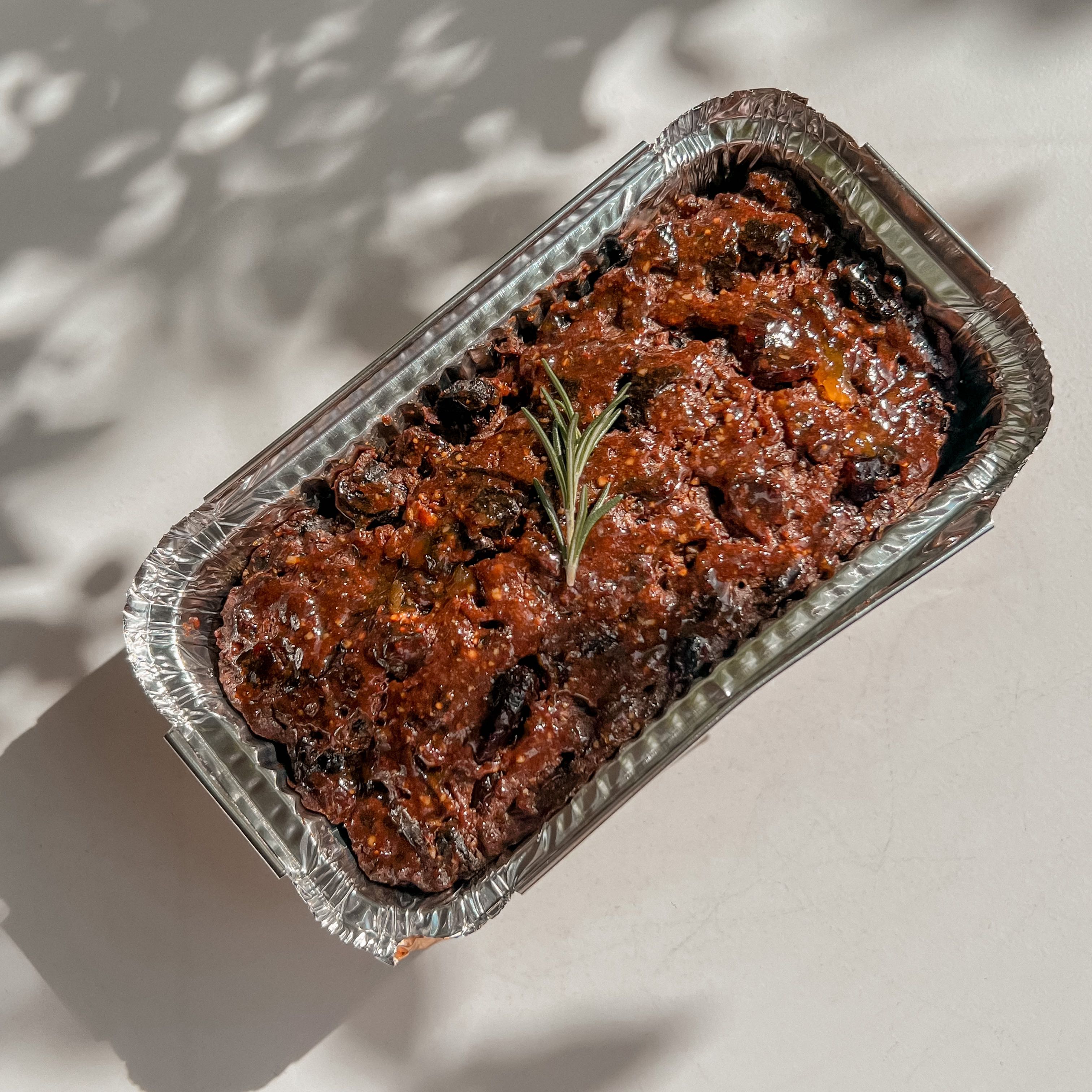 Chocolate Brandy Fruit Cake | LINE SHOPPING