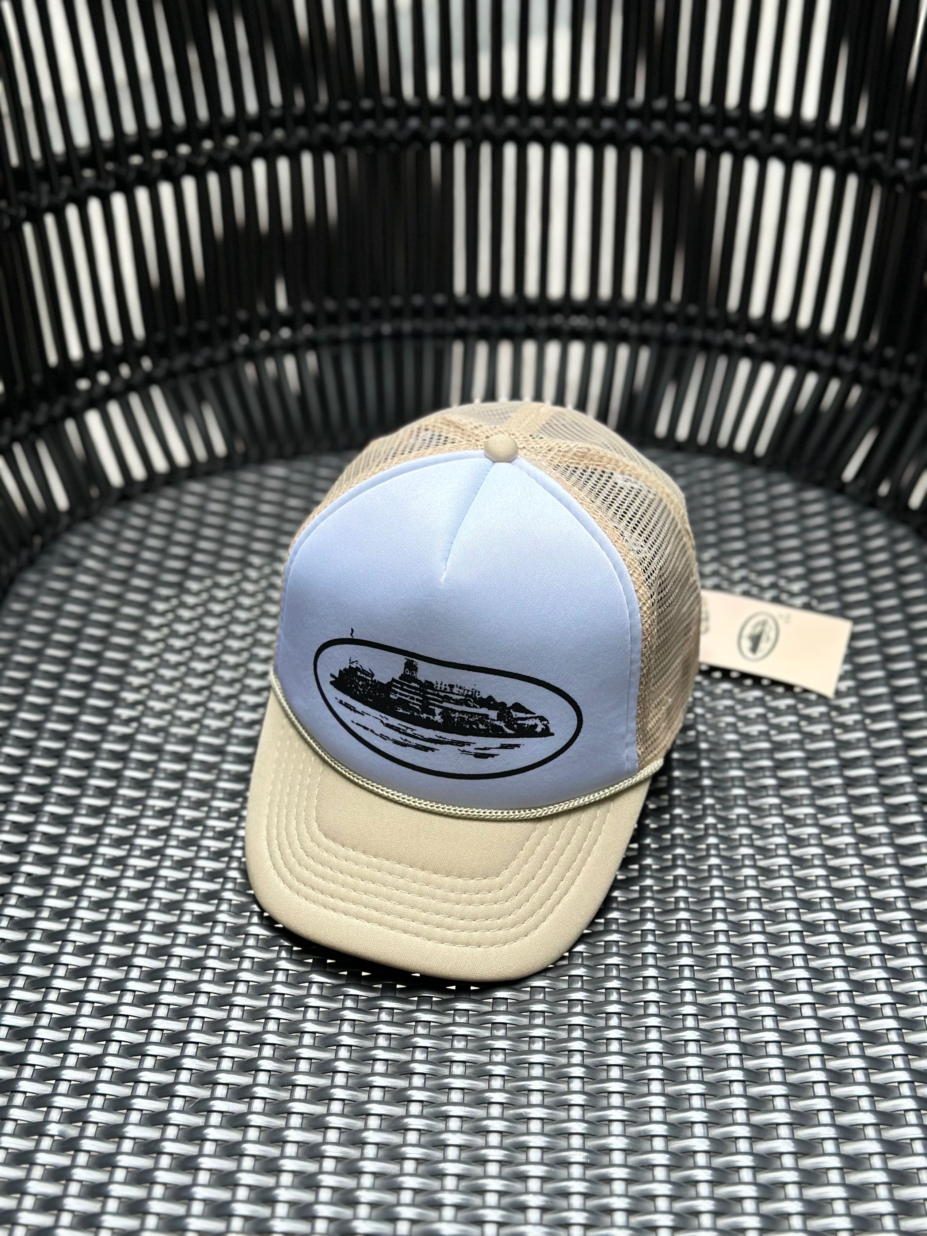 Corteiz - Alcataz Cream Trucker cap | LINE SHOPPING