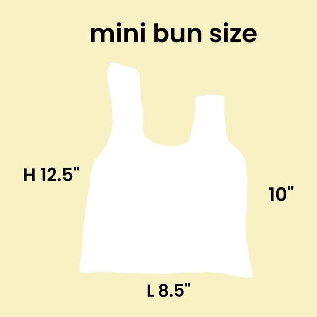 Wyllabrand กระเป๋าผ้าพลีท mini bun bag cappuccino | LINE SHOPPING