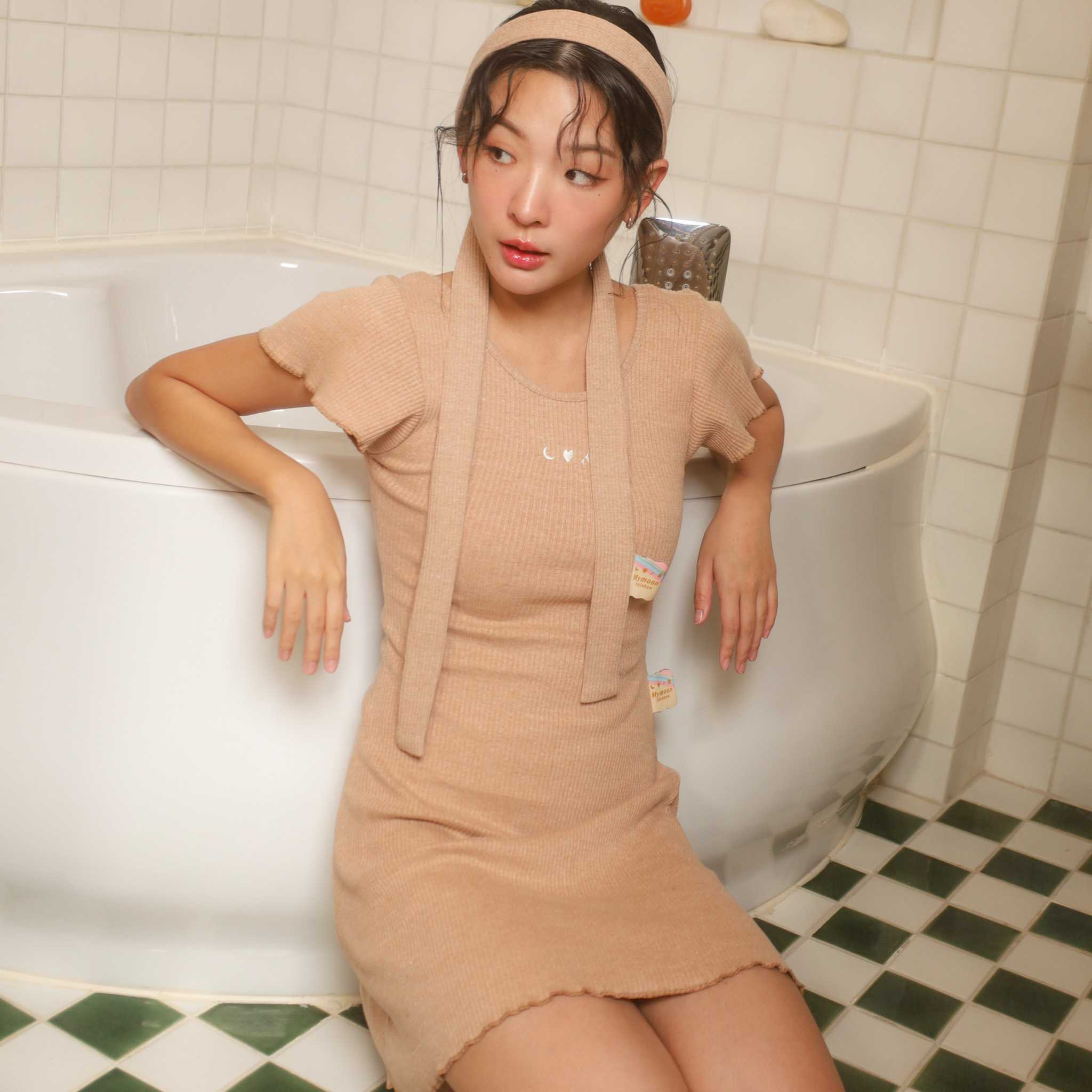 Mymoon's Brownie Dresses | LINE SHOPPING